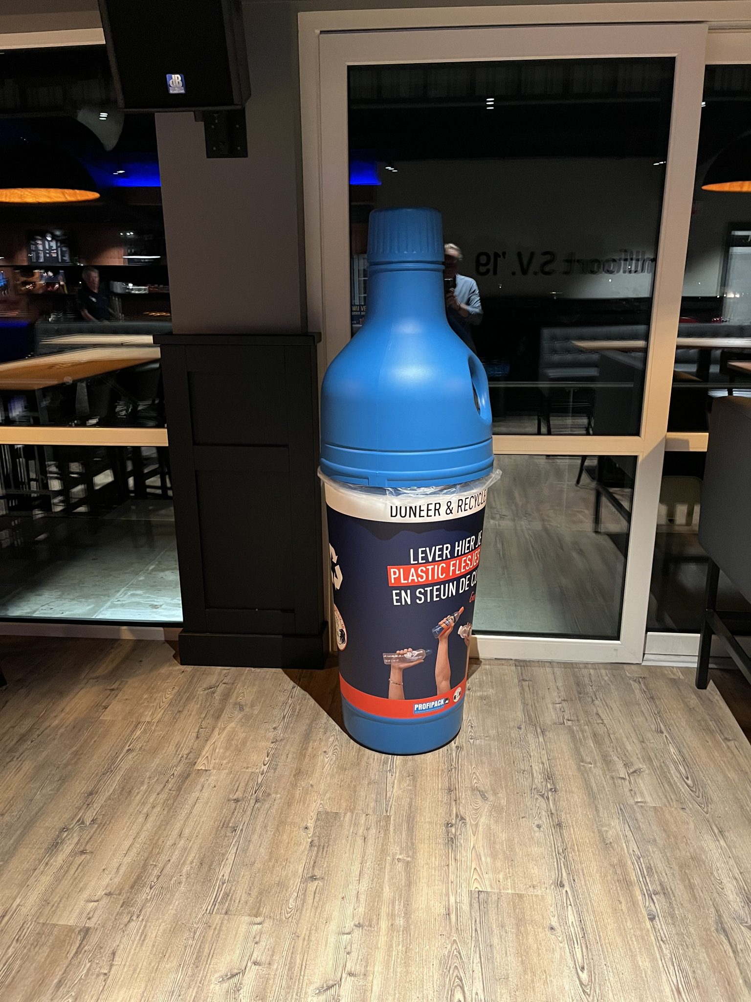 Inname plastic flessen en blikjes | Montfoort S.V. '19